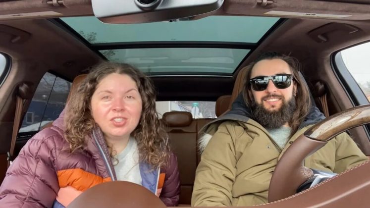 Escaping Twin Flames: What is Shaleia and Jeff Divine's Net Worth ...